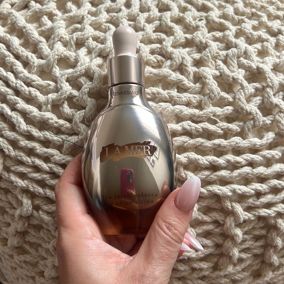 La Mer | Skincare | La Mer Genaissance De La Mer The Serum Essence | Poshmark